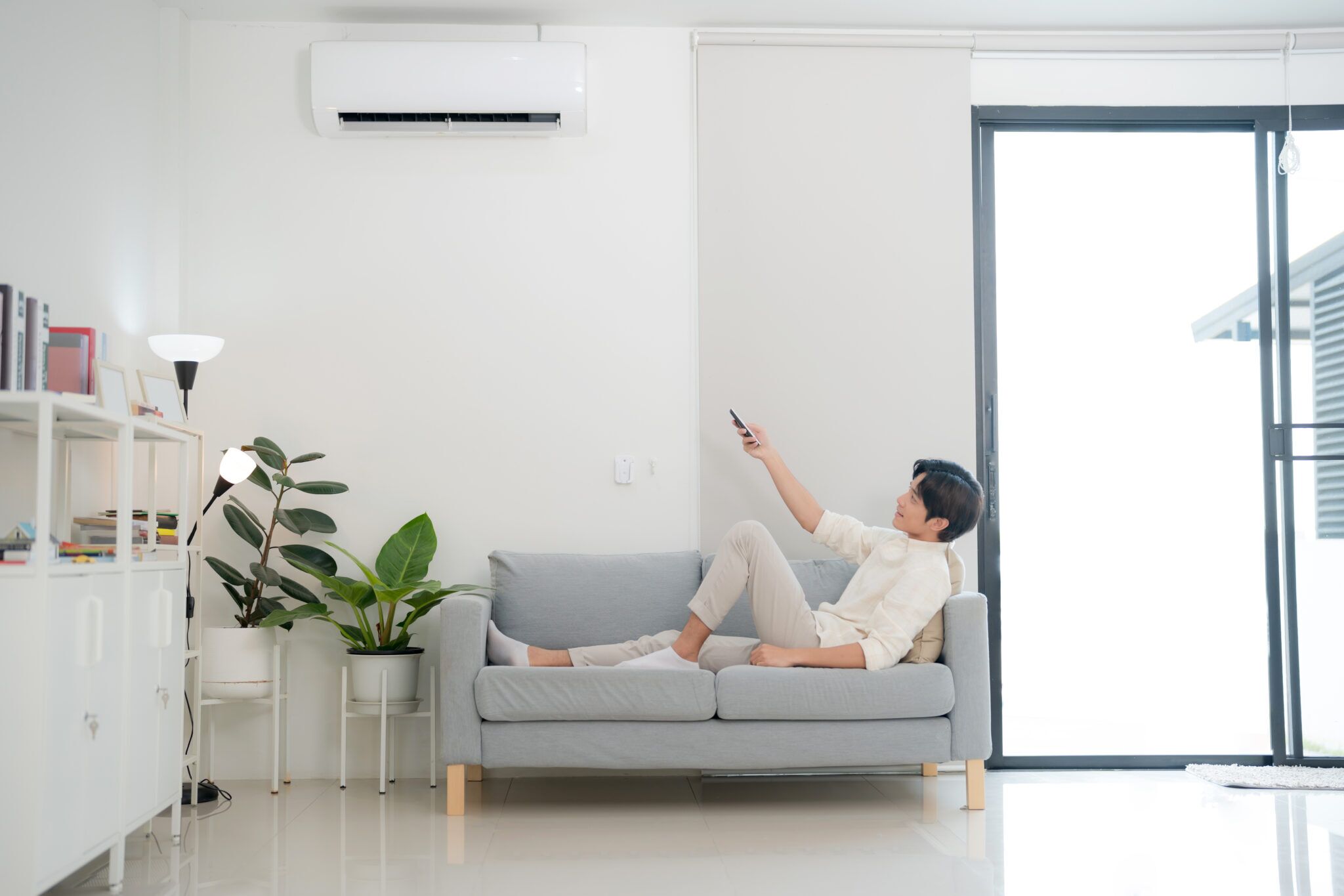 Energy Efficient Air Conditioning UK | Save Money & Go Green - Aircon ...